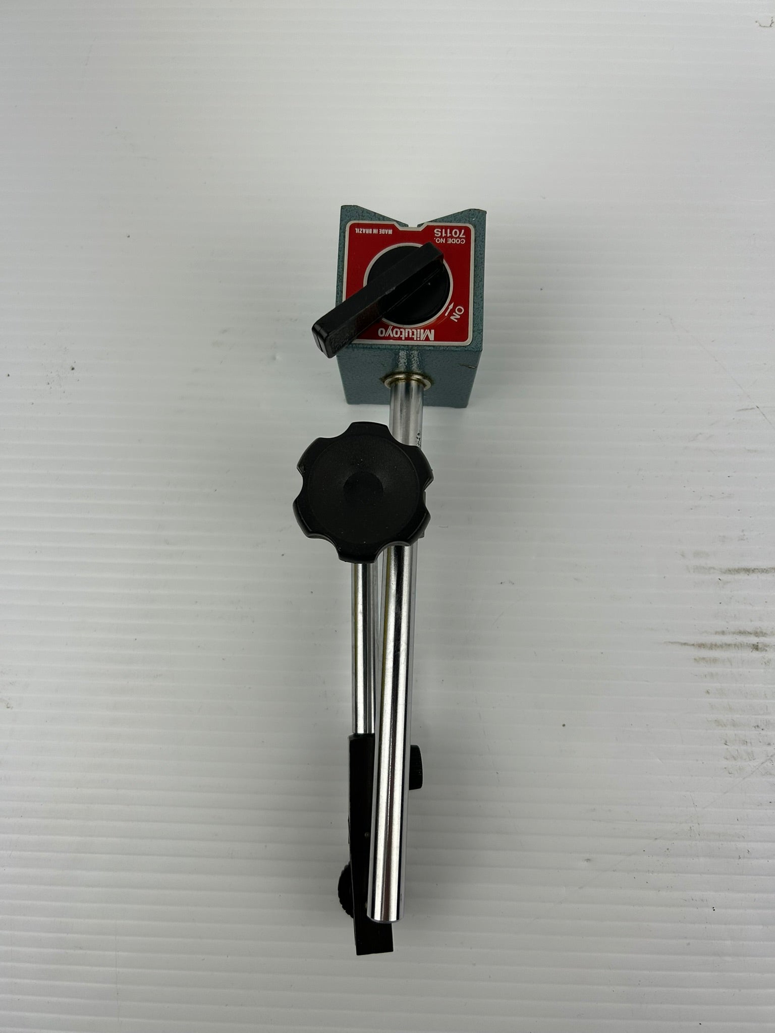 Mitutoyo 7011S Magnetic Base On/Off Switch