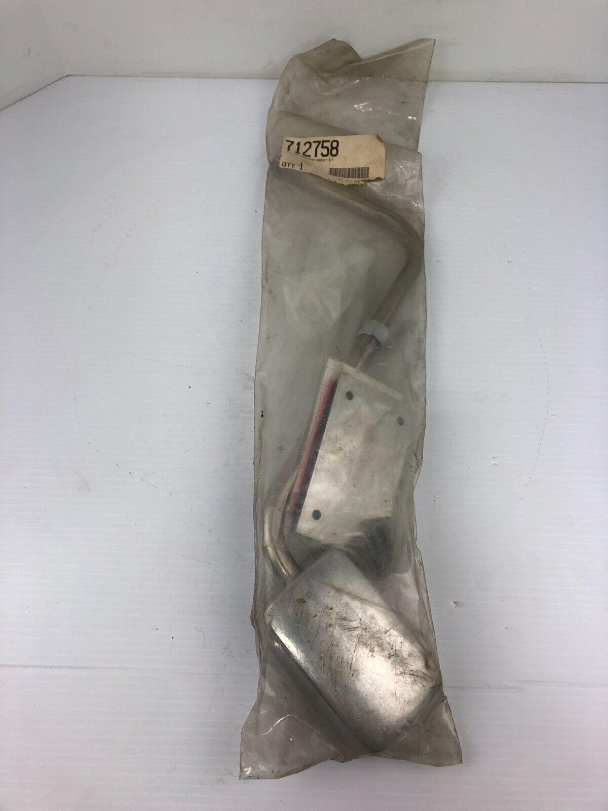 Velvac 712758 Stylized Cross-Over Bracket Kit