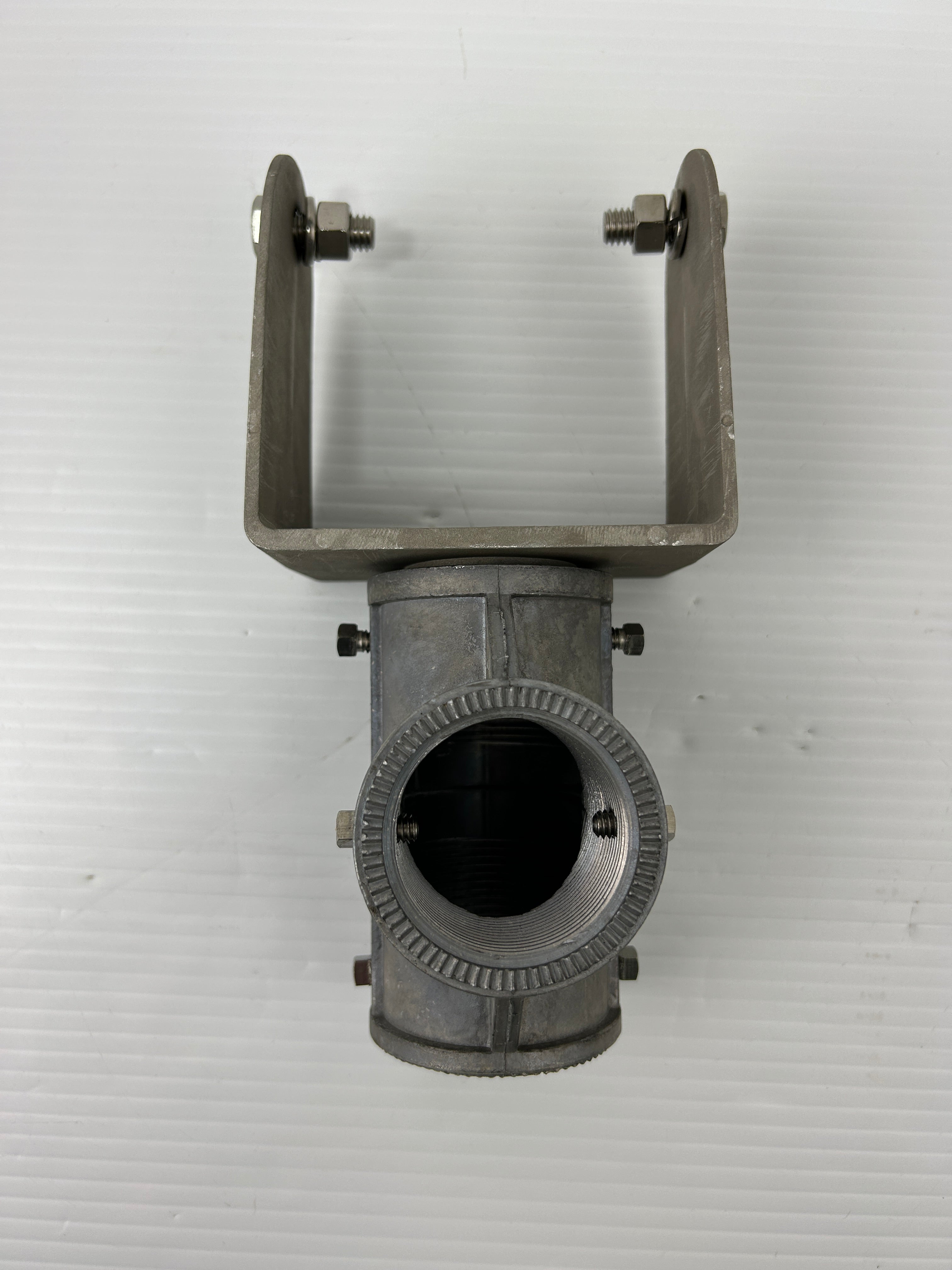 Astro Brac SH1515 Traffic Light Pole Bracket