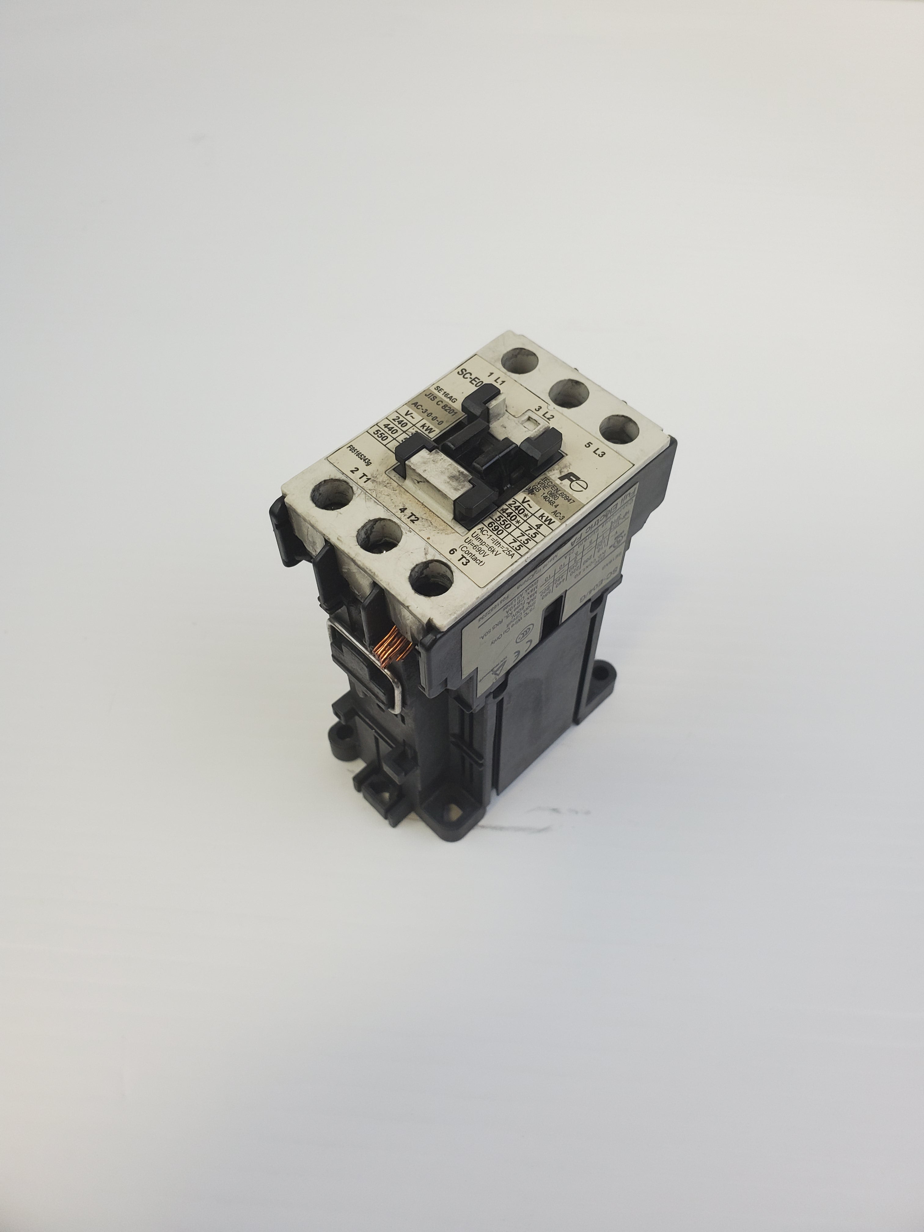 Fuji Electric SC-E04/G Contactor SE16AG 253C 240V