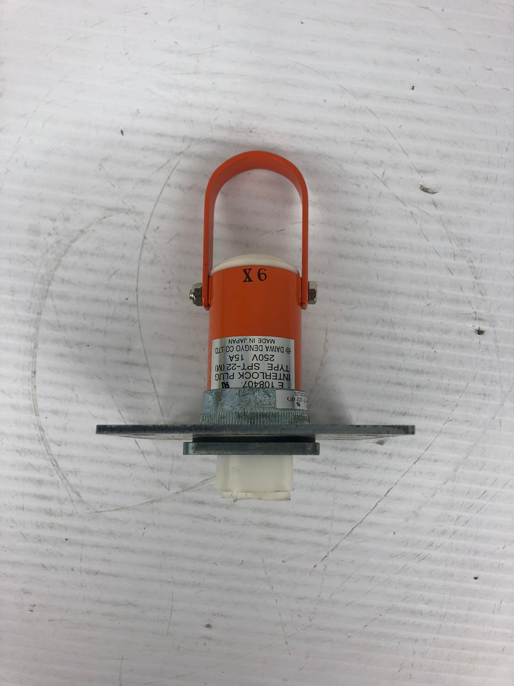 Daiwa Dengyo SPT-22 Internal Lock Plug 250V 15A – Metal Logics, Inc.